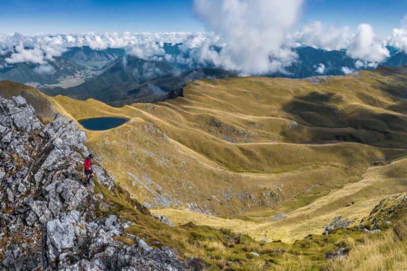 Topo Twisting on the Ella Range | Wilderlife